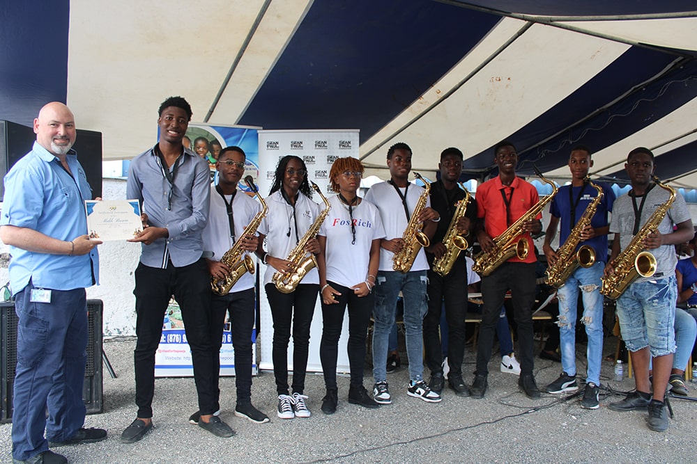 Sean Paul Foundation supports ‘future reggae soldiers’ in the Food for ...